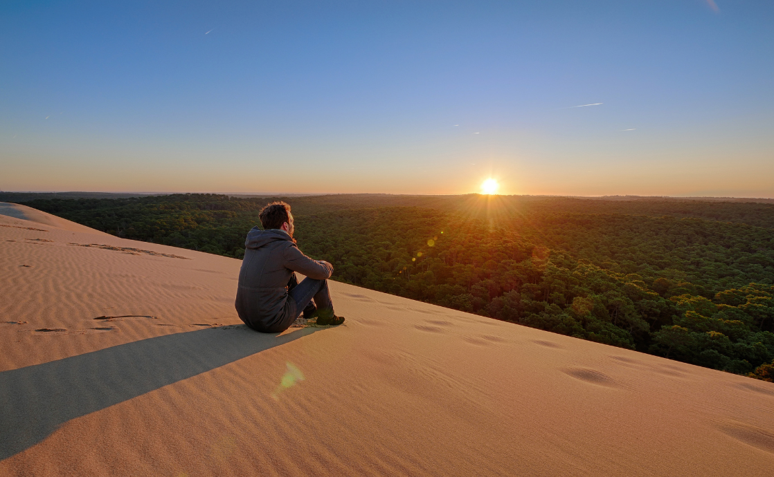 Facing the Dawn of a New Day - Bahai Journal
