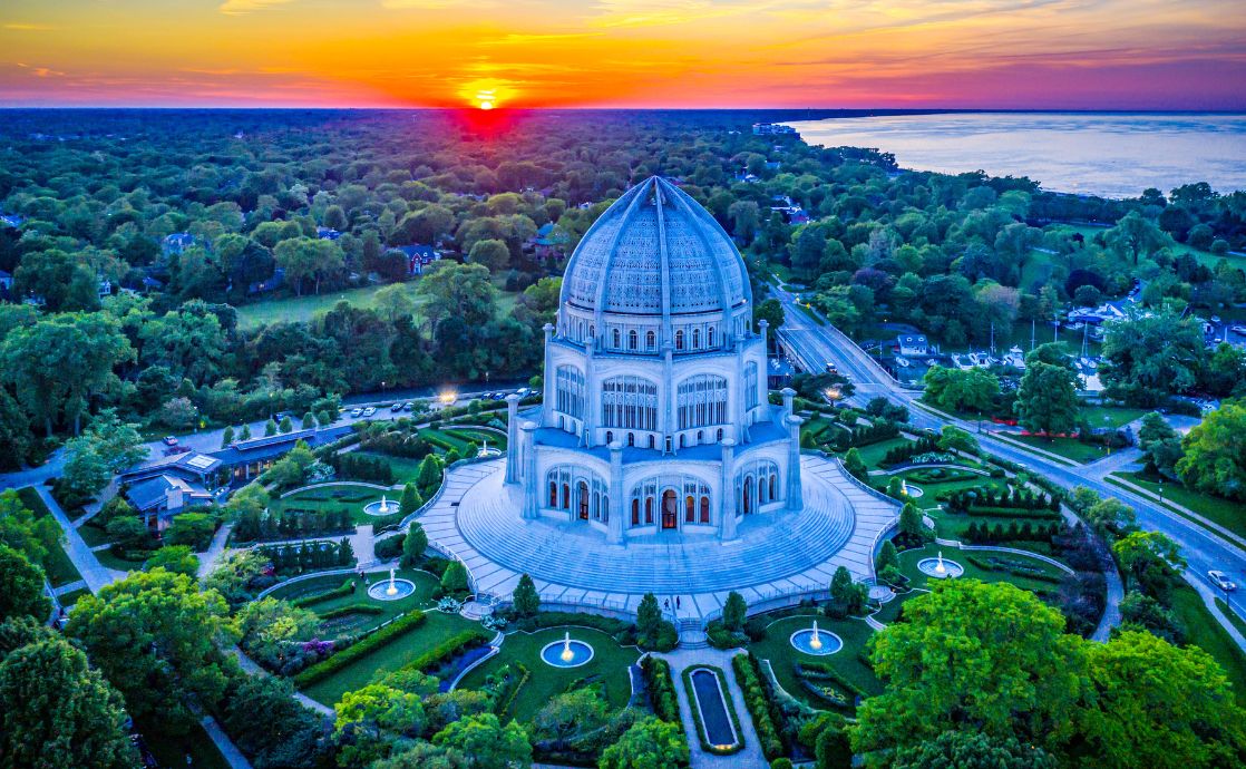 What Makes the Baha'i Faith Different from Other Religions? - Bahai Journal